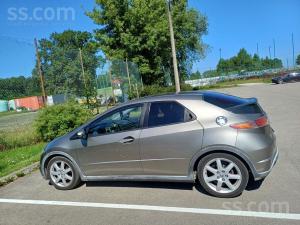 Grey Honda Civic 2009 in Riga, with an engine capacity of 2.20 L and mileage of 0 thousand km for 3500 €, photo  on AUTOMOTO.COM.LV