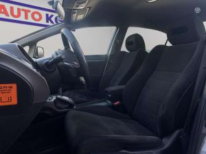 Grey Honda Civic 2011 in Vilnius, with an engine capacity of 1.80 L and mileage of 206 thousand km for 3999 €, photo 15 on AUTOMOTO.COM.LV