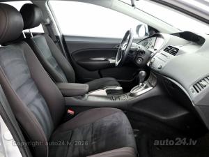 Серый Хонда Цивик 2011 в Таллин, объемом двигателя 1.80 л и пробегом 114 тыс. км за 4499 €, фото 7 на AUTOMOTO.COM.LV