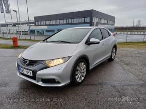 Grey Honda Civic 2012 in Tallinn, with an engine capacity of 1.80 L and mileage of 203 thousand km for 6900 €, photo 7 on AUTOMOTO.COM.LV