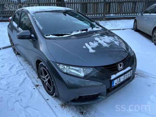 Grey Honda Civic 2012 in Riga, with an engine capacity of 1.80 L and mileage of 117 thousand km for 4900 €, photo 1 on AUTOMOTO.COM.LV