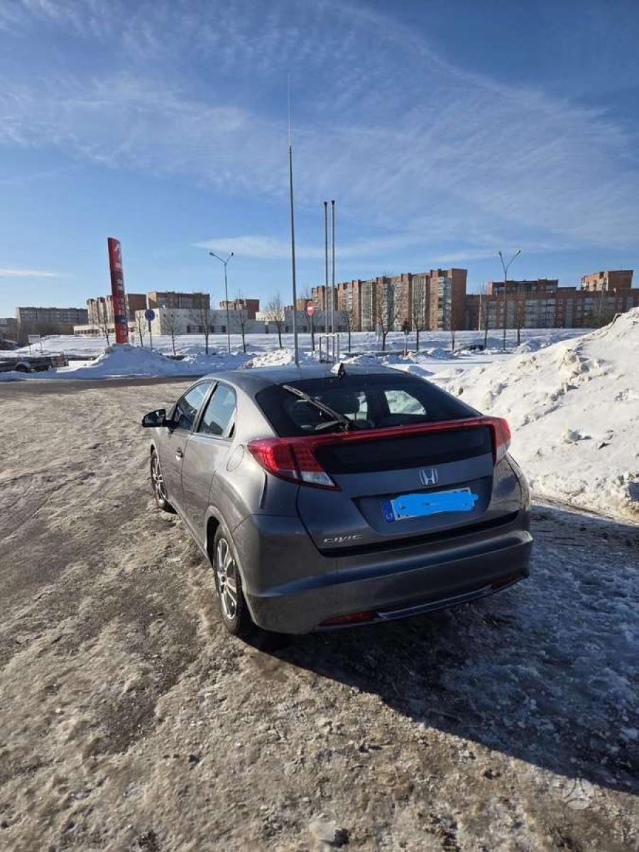 Pelēks Honda Civic 2012 Klaipėda, ar dzinēja tilpumu 2.20 L un nobraukumu 207 tūkst. km par 5200 €, foto 7 vietnē AUTOMOTO.COM.LV