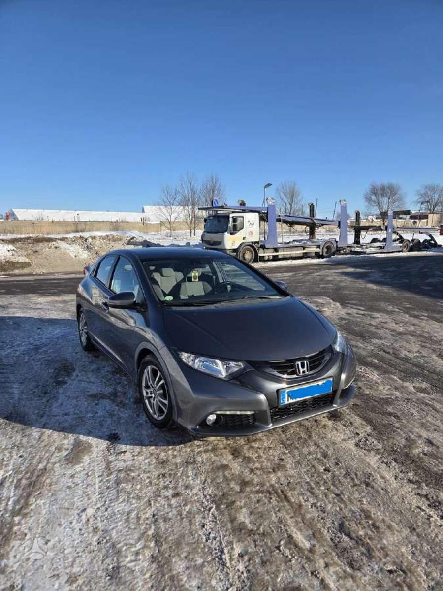 Pelēks Honda Civic 2012 Klaipėda, ar dzinēja tilpumu 2.20 L un nobraukumu 207 tūkst. km par 5200 €, foto 9 vietnē AUTOMOTO.COM.LV