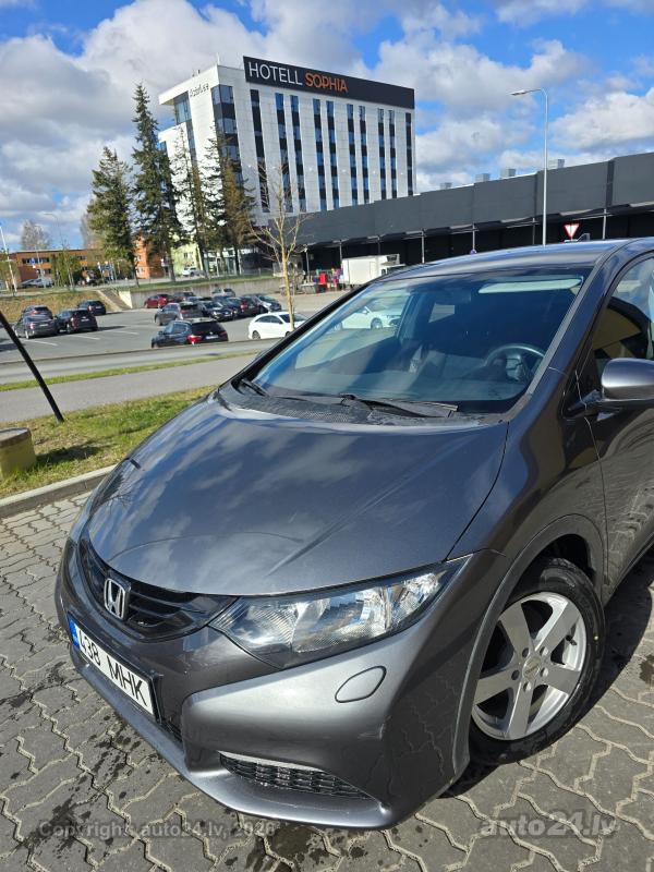 Grey Honda Civic 2012 in Tartu, with an engine capacity of 1.80 L and mileage of 170 thousand km for 5900 €, photo 2 on AUTOMOTO.COM.LV