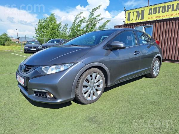 Pelēks Honda Civic 2012 Liepāja, ar dzinēja tilpumu 2.20 L un nobraukumu 228 tūkst. km par 5200 €, foto 1 vietnē AUTOMOTO.COM.LV