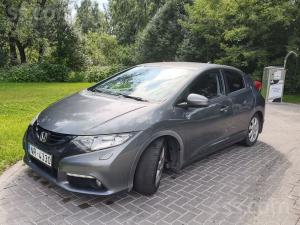 Pelēks Honda Civic 2012 Rīga, ar dzinēja tilpumu 1.80 L un nobraukumu 213 tūkst. km par 7100 €, foto 4 vietnē AUTOMOTO.COM.LV
