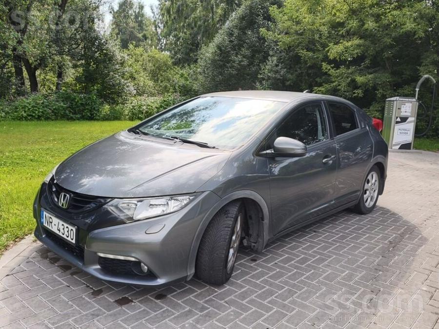 Pelēks Honda Civic 2012 Rīga, ar dzinēja tilpumu 1.80 L un nobraukumu 213 tūkst. km par 7100 €, foto 4 vietnē AUTOMOTO.COM.LV