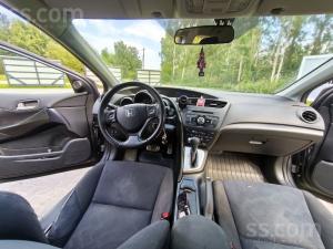 Pelēks Honda Civic 2012 Rīga, ar dzinēja tilpumu 1.80 L un nobraukumu 213 tūkst. km par 7100 €, foto 8 vietnē AUTOMOTO.COM.LV