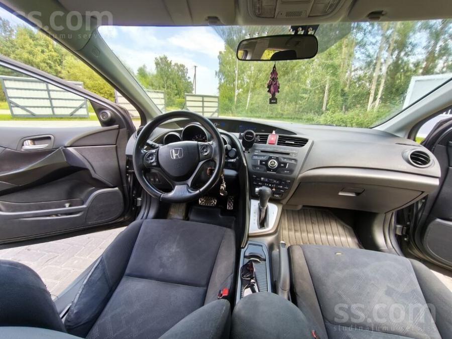 Pelēks Honda Civic 2012 Rīga, ar dzinēja tilpumu 1.80 L un nobraukumu 213 tūkst. km par 7100 €, foto 8 vietnē AUTOMOTO.COM.LV