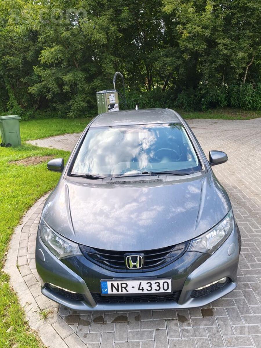 Pelēks Honda Civic 2012 Rīga, ar dzinēja tilpumu 1.80 L un nobraukumu 214 tūkst. km par 6100 €, foto 1 vietnē AUTOMOTO.COM.LV
