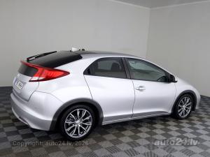 Pelēks Honda Civic 2012 Tallina, ar dzinēja tilpumu 1.80 L un nobraukumu 279 tūkst. km par 3299 €, foto 4 vietnē AUTOMOTO.COM.LV