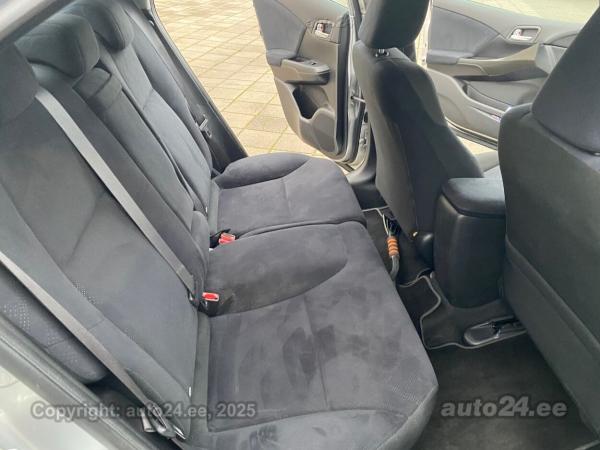 Pelēks Honda Civic 2013 Jehvi, ar dzinēja tilpumu 1.60 L un nobraukumu 204 tūkst. km par 6300 €, foto 11 vietnē AUTOMOTO.COM.LV
