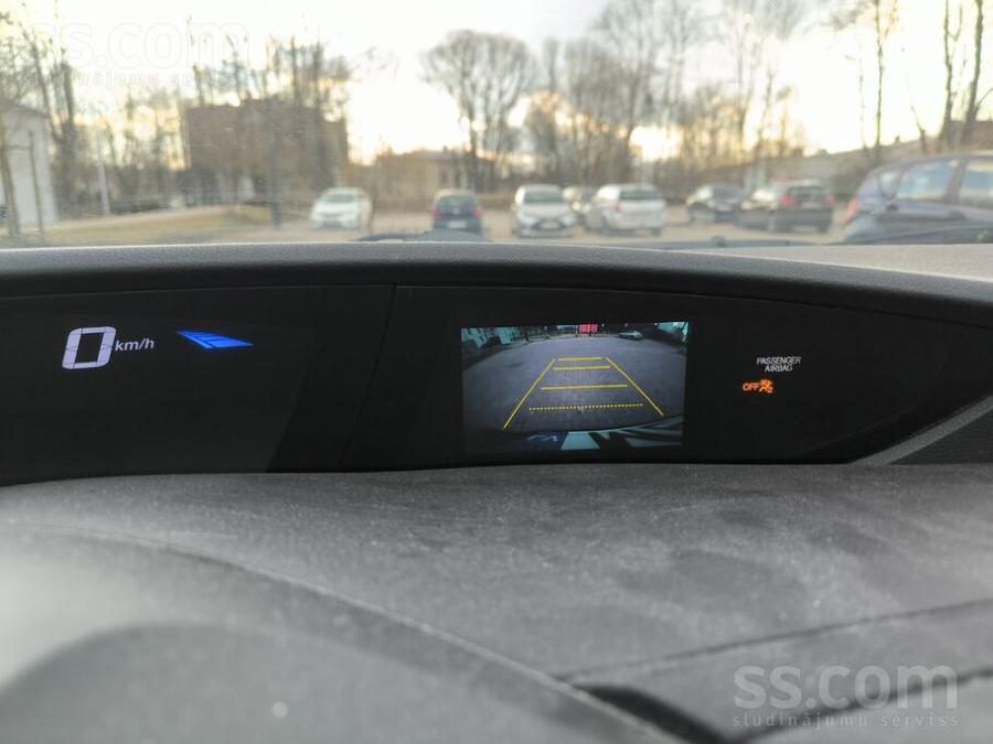 Pelēks Honda Civic 2013 Rīga, ar dzinēja tilpumu 1.60 L un nobraukumu 240 tūkst. km par 4300 €, foto 7 vietnē AUTOMOTO.COM.LV