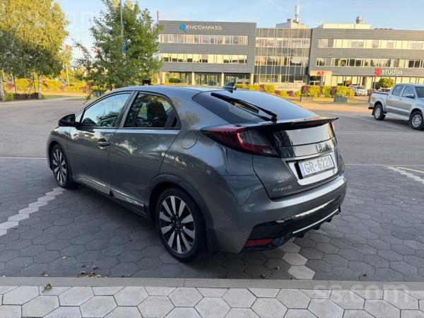 Pelēks Honda Civic 2014 Rīga, ar dzinēja tilpumu 1.80 L un nobraukumu 145 tūkst. km par 6900 €, foto 3 vietnē AUTOMOTO.COM.LV