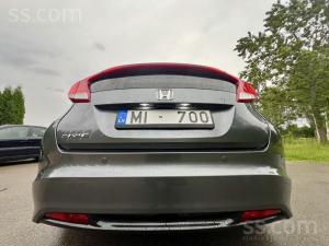 Grey Honda Civic 2015 in Riga, with an engine capacity of 1.80 L and mileage of 122 thousand km for 7000 €, photo 7 on AUTOMOTO.COM.LV