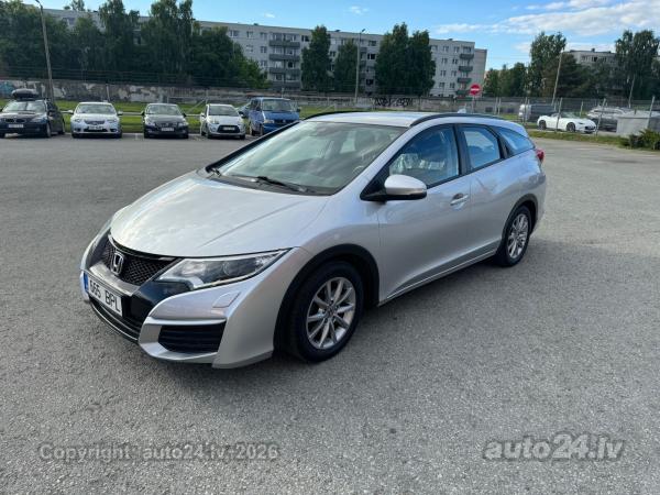 Grey Honda Civic 2015 in Tallinn, with an engine capacity of 1.80 L and mileage of 78 thousand km for 9500 €, photo 1 on AUTOMOTO.COM.LV