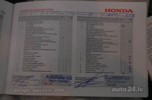 Grey Honda Civic 2016 in Tallinn, with an engine capacity of 1.30 L and mileage of 128 thousand km for 9900 €, photo 19 on AUTOMOTO.COM.LV