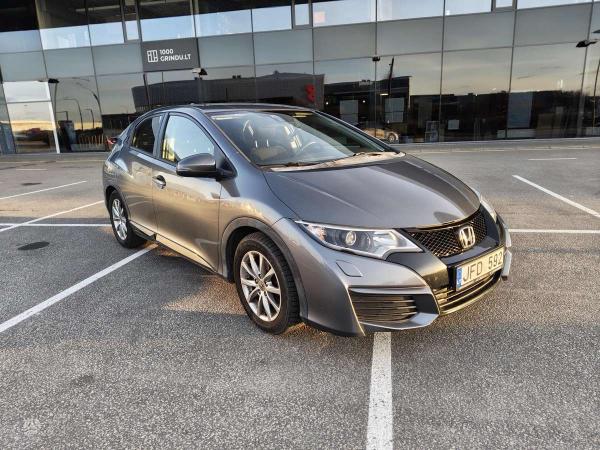 Pelēks Honda Civic 2016 Viļņa, ar dzinēja tilpumu 1.34 L un nobraukumu 105 tūkst. km par 8500 €, foto 1 vietnē AUTOMOTO.COM.LV