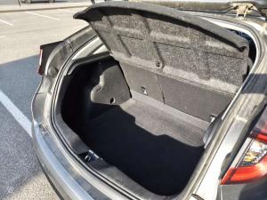 Grey Honda Civic 2016 in Vilnius, with an engine capacity of 1.34 L and mileage of 105 thousand km for 8500 €, photo 16 on AUTOMOTO.COM.LV