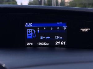 Grey Honda Civic 2016 in Vilnius, with an engine capacity of 1.80 L and mileage of 180 thousand km for 8450 €, photo 48 on AUTOMOTO.COM.LV