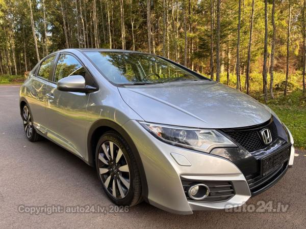 Honda Civic 2016 Tallina vietnē Pelēks Honda Civic 2016 Tallina, ar dzinēja tilpumu 1.60 L un nobraukumu 211 tūkst. km par 12350 €, foto 4 vietnē AUTOMOTO.COM.LV