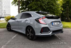 Grey Honda Civic 2017 in Tallinn, with an engine capacity of 1.00 L and mileage of 87 thousand km for 14890 €, photo 5 on AUTOMOTO.COM.LV