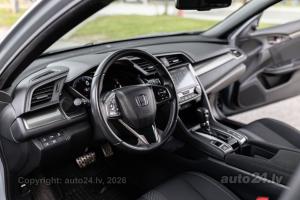 Grey Honda Civic 2017 in Tallinn, with an engine capacity of 1.00 L and mileage of 87 thousand km for 14890 €, photo 10 on AUTOMOTO.COM.LV