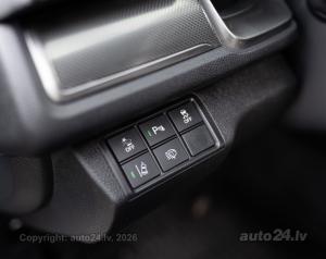 Grey Honda Civic 2017 in Tallinn, with an engine capacity of 1.00 L and mileage of 87 thousand km for 14890 €, photo 18 on AUTOMOTO.COM.LV