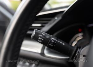 Grey Honda Civic 2017 in Tallinn, with an engine capacity of 1.00 L and mileage of 87 thousand km for 14890 €, photo 22 on AUTOMOTO.COM.LV