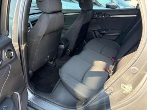 Grey Honda Civic 2017 in Vilnius, with an engine capacity of 1.50 L and mileage of 114 thousand km for 16590 €, photo 8 on AUTOMOTO.COM.LV
