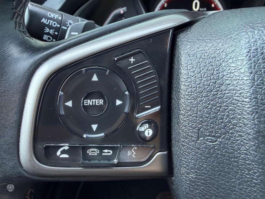 Grey Honda Civic 2017 in Vilnius, with an engine capacity of 1.50 L and mileage of 114 thousand km for 16590 €, photo 14 on AUTOMOTO.COM.LV