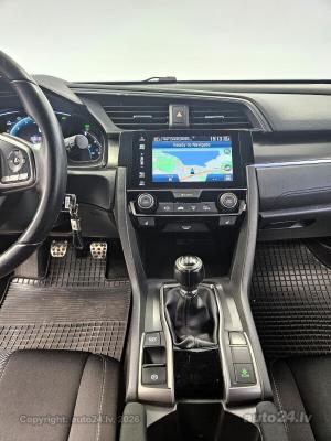 Grey Honda Civic 2017 in Tallinn, with an engine capacity of 1.00 L and mileage of 82 thousand km for 12900 €, photo 8 on AUTOMOTO.COM.LV