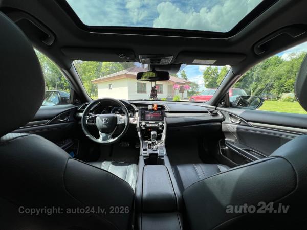 Pelēks Honda Civic 2017 Rapla, ar dzinēja tilpumu 1.50 L un nobraukumu 185 tūkst. km par 13000 €, foto 7 vietnē AUTOMOTO.COM.LV