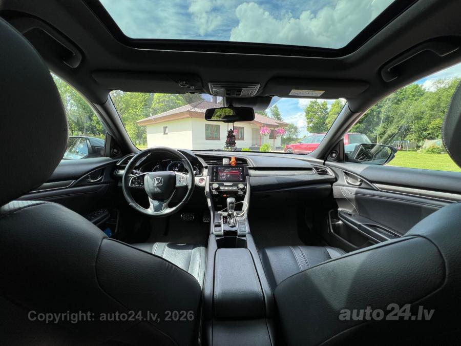 Pelēks Honda Civic 2017 Rapla, ar dzinēja tilpumu 1.50 L un nobraukumu 185 tūkst. km par 13000 €, foto 7 vietnē AUTOMOTO.COM.LV