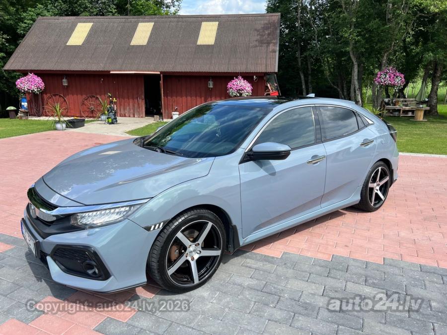 Pelēks Honda Civic 2017 Rapla, ar dzinēja tilpumu 1.50 L un nobraukumu 185 tūkst. km par 13000 €, foto 16 vietnē AUTOMOTO.COM.LV