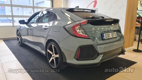 Grey Honda Civic 2017 in Tartu, with an engine capacity of 1.50 L and mileage of 188 thousand km for 14900 €, photo 5 on AUTOMOTO.COM.LV