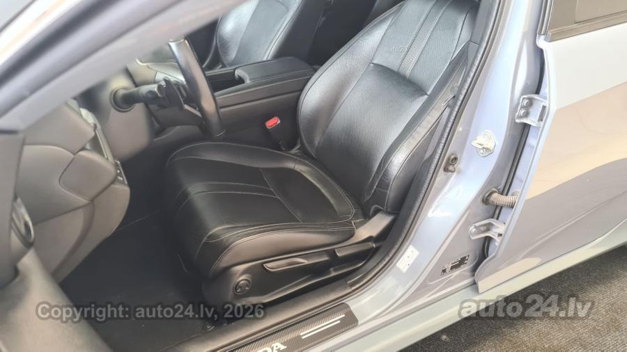 Pelēks Honda Civic 2017 Tartu, ar dzinēja tilpumu 1.50 L un nobraukumu 188 tūkst. km par 14900 €, foto 7 vietnē AUTOMOTO.COM.LV