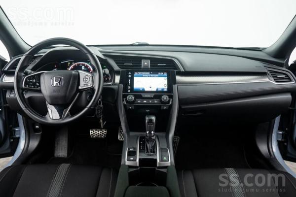 Honda Civic 2017 Tallina vietnē Pelēks Honda Civic 2017 Tallina, ar dzinēja tilpumu 1.50 L un nobraukumu 132 tūkst. km par 14899 €, foto 3 vietnē AUTOMOTO.COM.LV