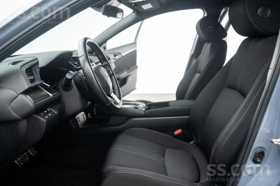 Pelēks Honda Civic 2017 Tallina, ar dzinēja tilpumu 1.50 L un nobraukumu 132 tūkst. km par 14899 €, foto 10 vietnē AUTOMOTO.COM.LV
