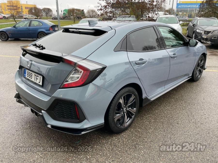 Grey Honda Civic 2018 in Tartu, with an engine capacity of 1.50 L and mileage of 90 thousand km for 15890 €, photo 4 on AUTOMOTO.COM.LV