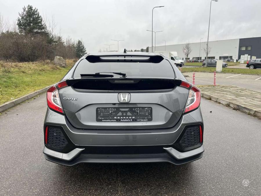 Pelēks Honda Civic 2018 Viļņa, ar dzinēja tilpumu 1.60 L un nobraukumu 251 tūkst. km par 10650 €, foto 6 vietnē AUTOMOTO.COM.LV