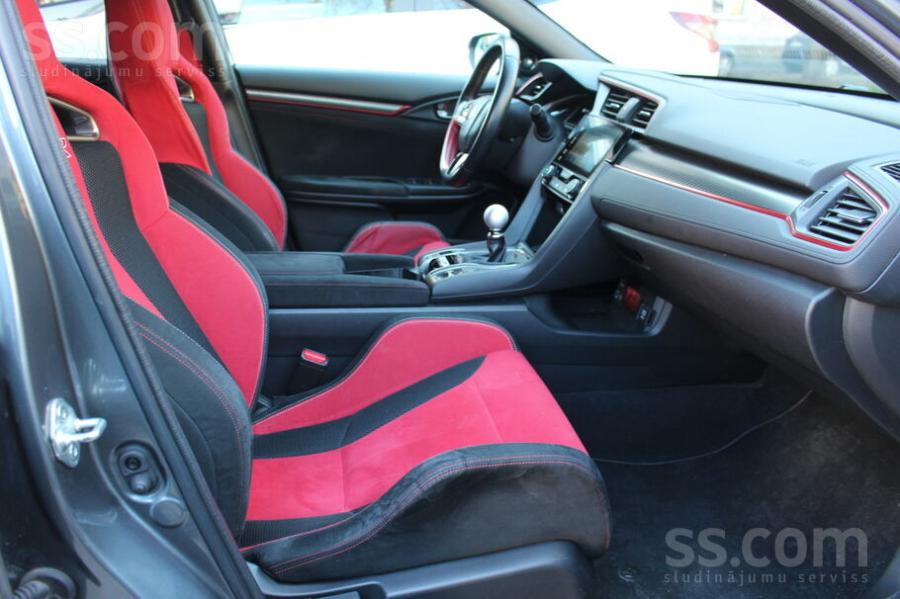 Pelēks Honda Civic 2018 Rīga, ar dzinēja tilpumu 2.00 L un nobraukumu 98 tūkst. km par 28950 €, foto 10 vietnē AUTOMOTO.COM.LV