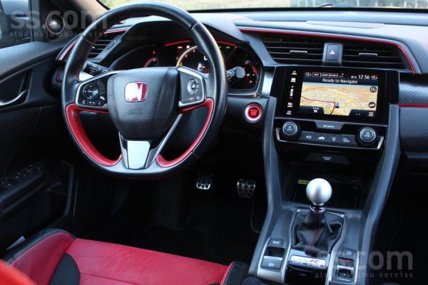 Pelēks Honda Civic 2018 Rīga, ar dzinēja tilpumu 2.00 L un nobraukumu 98 tūkst. km par 28950 €, foto 10 vietnē AUTOMOTO.COM.LV