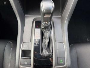 Pelēks Honda Civic 2018 Viļņa, ar dzinēja tilpumu 1.50 L un nobraukumu 102 tūkst. km par 17390 €, foto 17 vietnē AUTOMOTO.COM.LV