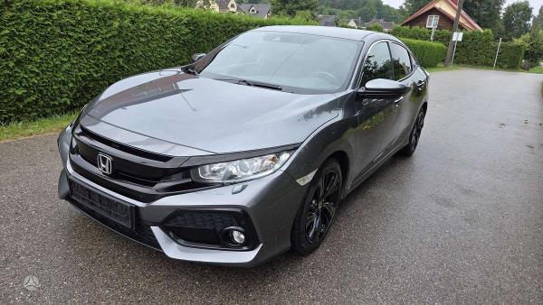 Pelēks Honda Civic 2018 Prienai, ar dzinēja tilpumu 0.99 L un nobraukumu 150 tūkst. km par 9650 €, foto 3 vietnē AUTOMOTO.COM.LV