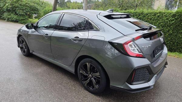 Pelēks Honda Civic 2018 Prienai, ar dzinēja tilpumu 0.99 L un nobraukumu 150 tūkst. km par 9650 €, foto 6 vietnē AUTOMOTO.COM.LV