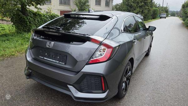 Pelēks Honda Civic 2018 Prienai, ar dzinēja tilpumu 0.99 L un nobraukumu 150 tūkst. km par 9650 €, foto 9 vietnē AUTOMOTO.COM.LV