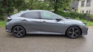Pelēks Honda Civic 2018 Prienai, ar dzinēja tilpumu 0.99 L un nobraukumu 150 tūkst. km par 9650 €, foto 11 vietnē AUTOMOTO.COM.LV