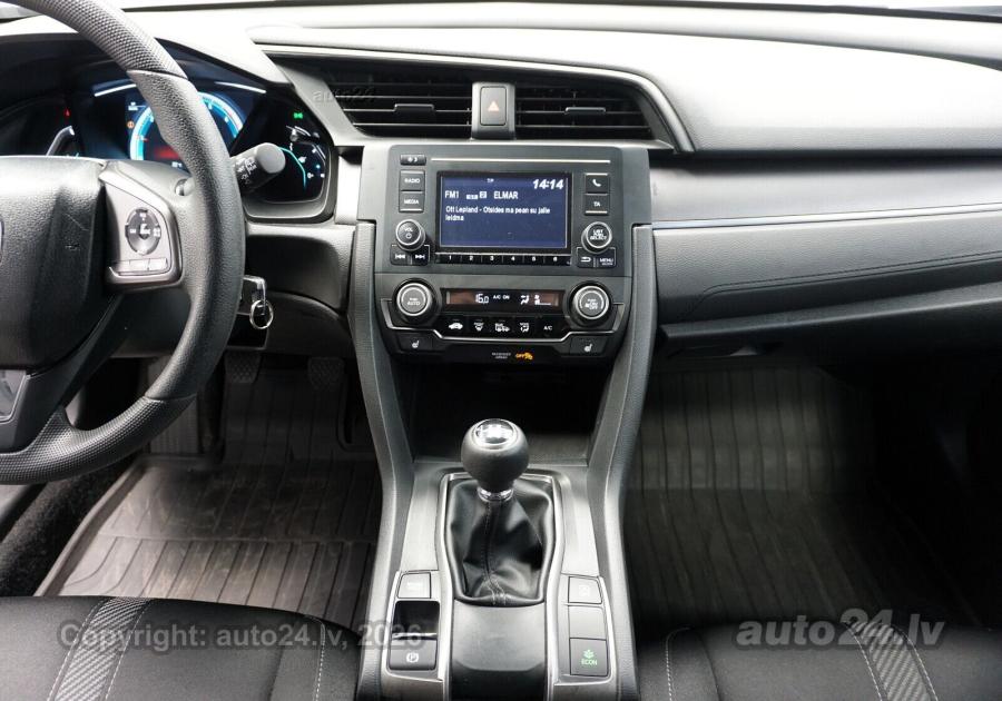 Pelēks Honda Civic 2018 Tallina, ar dzinēja tilpumu 1.00 L un nobraukumu 122 tūkst. km par 9900 €, foto 7 vietnē AUTOMOTO.COM.LV
