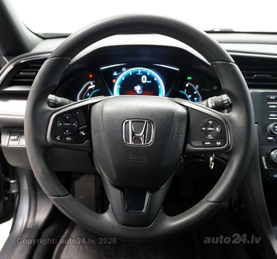 Pelēks Honda Civic 2018 Tallina, ar dzinēja tilpumu 1.00 L un nobraukumu 122 tūkst. km par 9900 €, foto 8 vietnē AUTOMOTO.COM.LV
